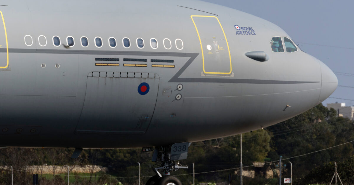 Eerste RAF toestel vliegt volledig op SAF | Change Inc.