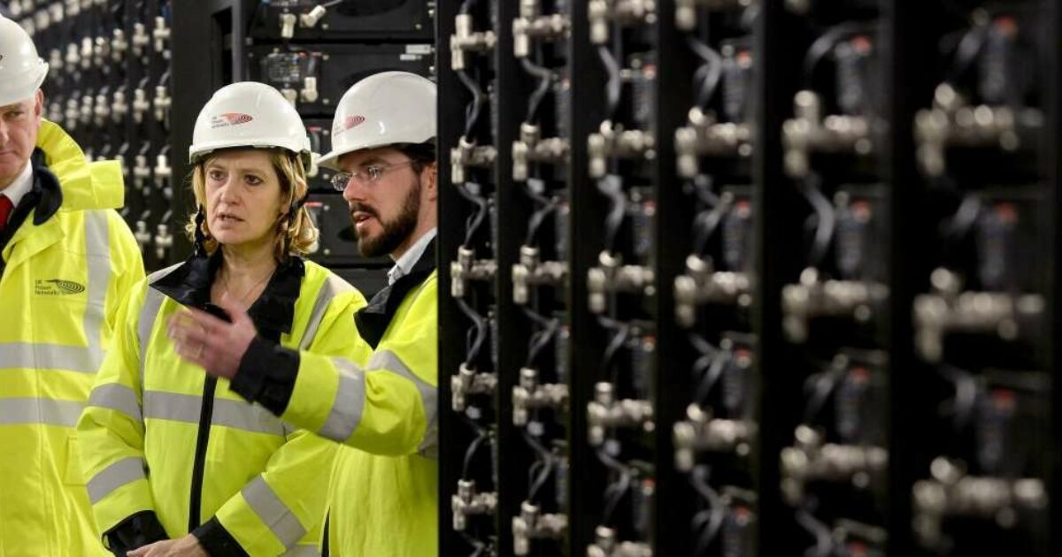 Duitse mega-accu is niet alleen groen maar kan ook reanimeren | Change Inc.