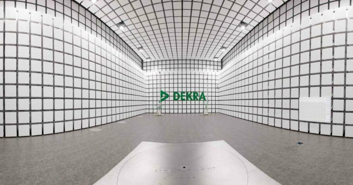 Dekra opent nieuw testlaboratorium voor e-mobility | Change Inc.