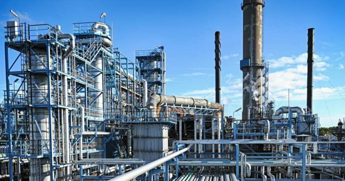 CO2-reductie in raffinaderijen: 5,5 megaton mogelijk in 2030 | Change Inc.