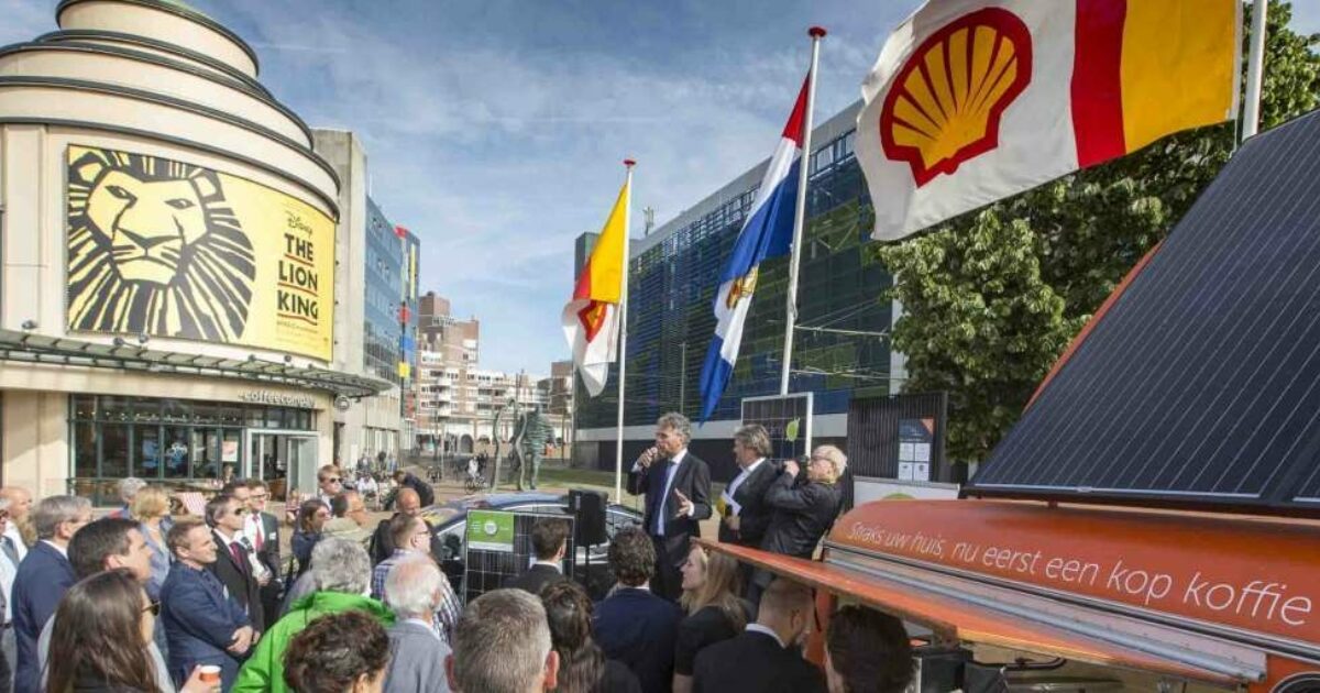 ‘Shell voorlopig geen koploper van groene energietransitie’ | Change Inc.